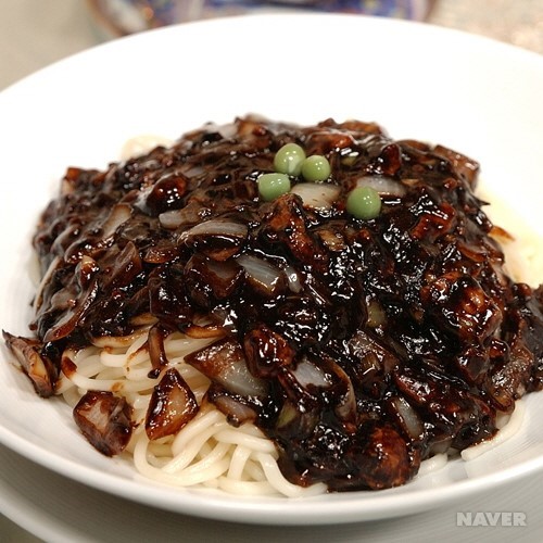 짜장면 칼로리, 잔치국수 2배 "칼로리 낮은 면 음식은?" - Chosunbiz > 피플